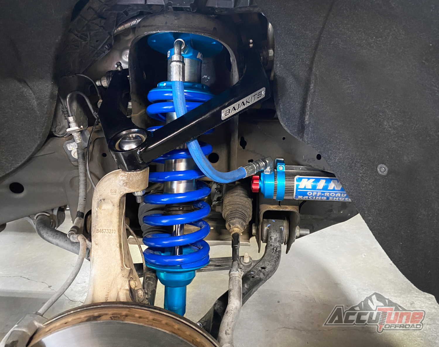 King Shocks Silverado/Sierra 1500 19-ON Front 2.5 Coilovers w/Adjusters ...